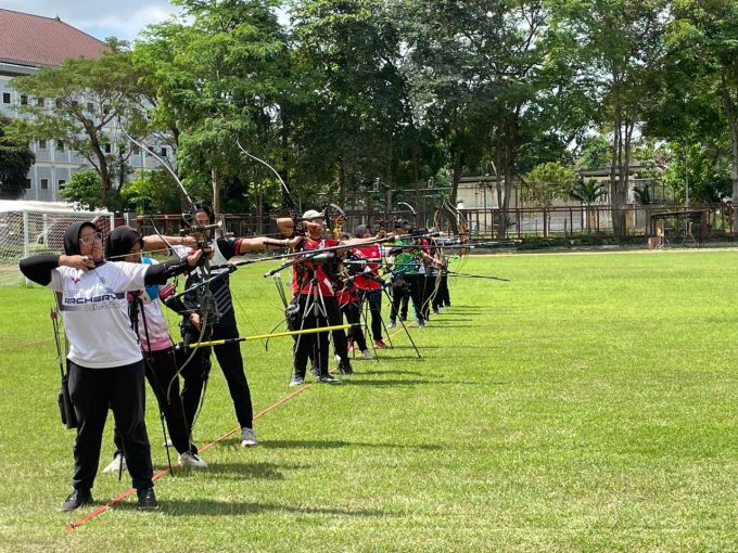 Para Calon Atlet dan Calon Mahasiswa Bertalenta Seni Berlaga di Tes ...
