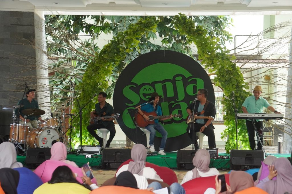 Nuansa Hijau, Komunitas Band hingga Olski Semarakan Senja Gurau Klaster ...